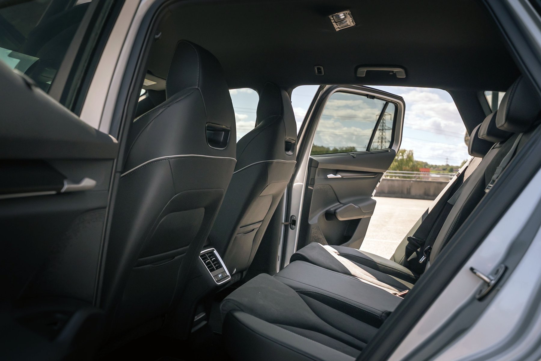 Skoda Enyaq - Elektrisk SUV med masse plass - Autoria